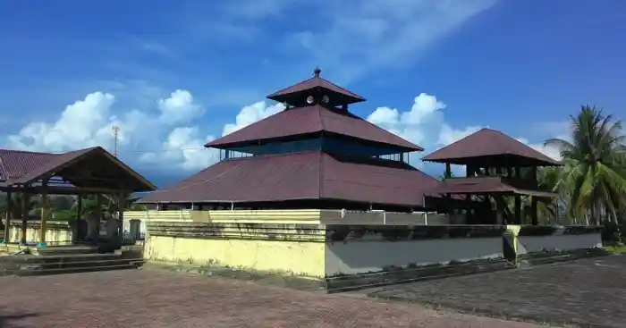 4 Masjid Tertua di Indonesia, Wisata Religi dan Saksi Sejarah Peradaban Islam di Nusantara ...
